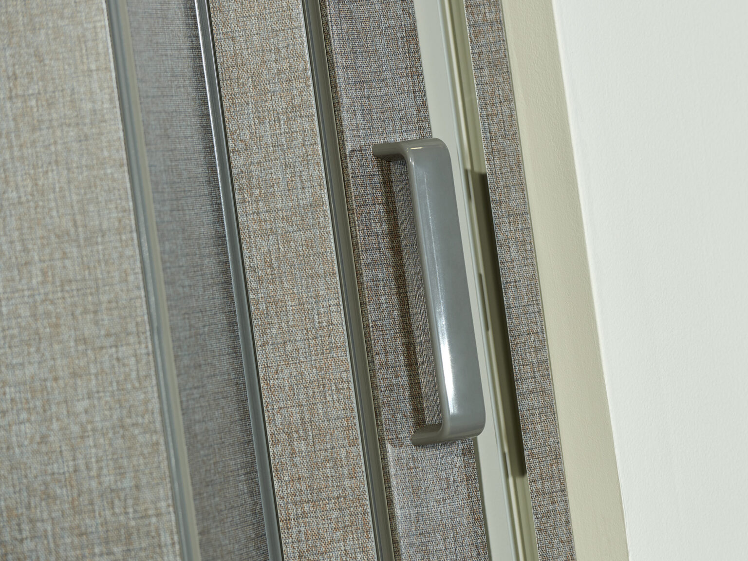 Spectrum Elite Vinyl Folding Door - Peppermill Home